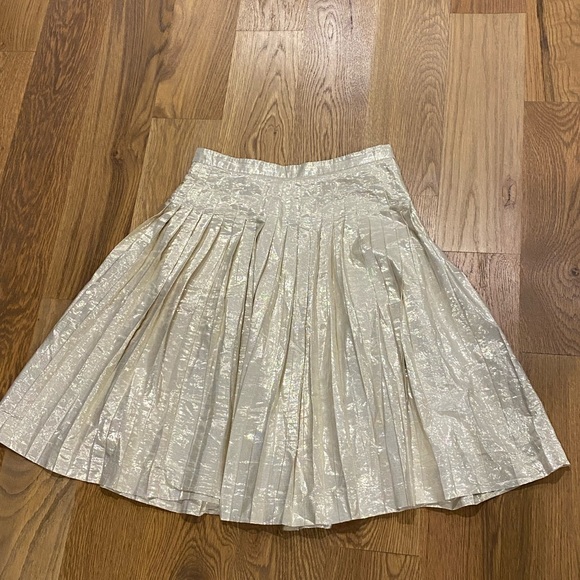 Kulson Italy | Skirts | Kulson Italy Gold Silk Pleated Skirt Size 36 ...